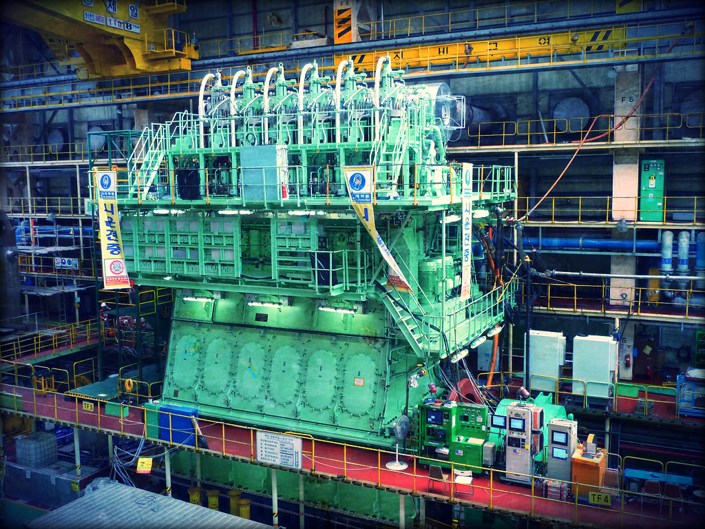 IMO Tier III NOx-compliant Marine Diesel Engine by MAN And HHI-EMD ...
