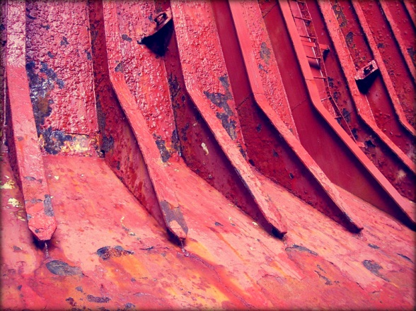 Corrosion / Pitting on Ship’s Side – Officer of the Watch